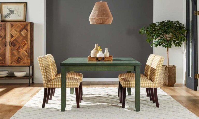 How To Decorate A Square Dining Table - HomeEPlanner