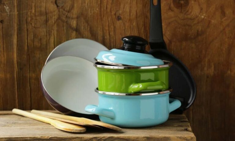 How to Use Waterless Cookware