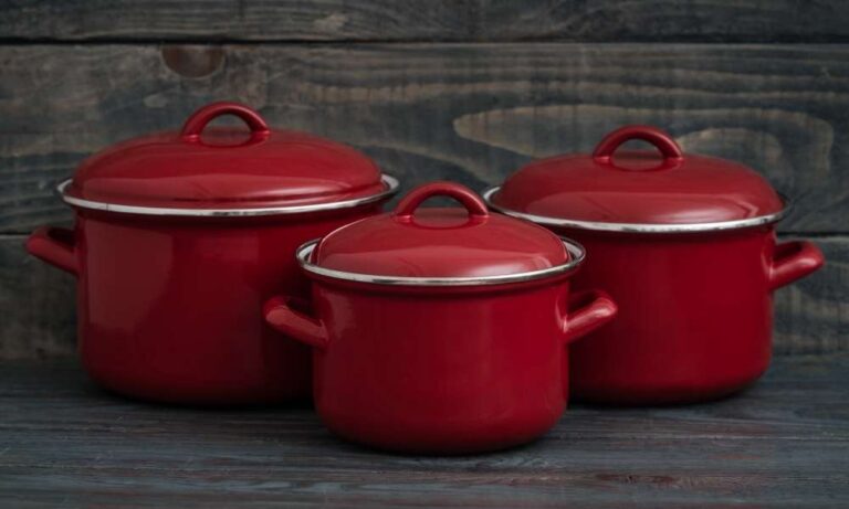 How To Clean Discolored Enamel Cookware